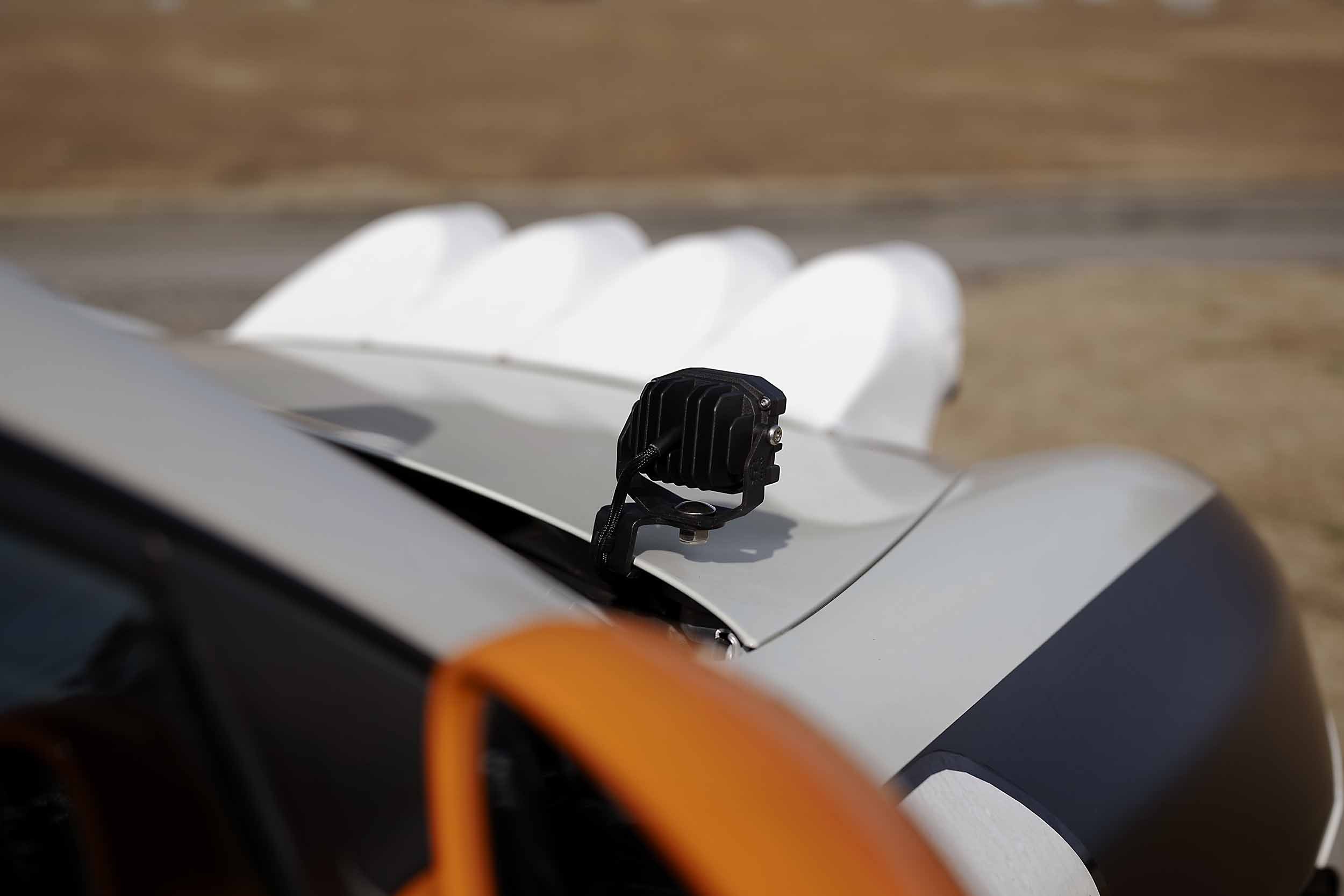 Morimoto® 4B-PLR-BAF043-0005 - Hood Ditch Mounted 4Banger NCS SAE 2x15 ...