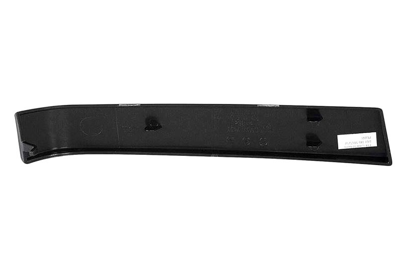 OER® 12335957 - Driver Side Grille Molding