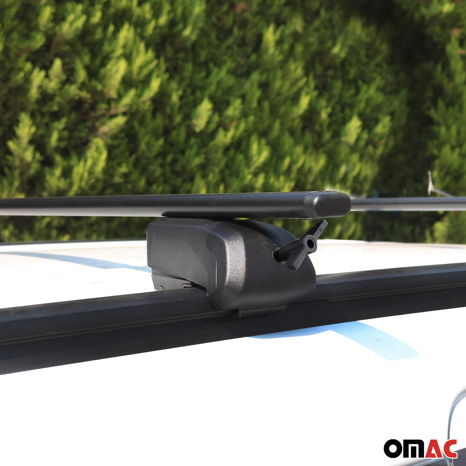 OMAC® G003371 - Black Flush-Mounted Roof Rails Cross Bars