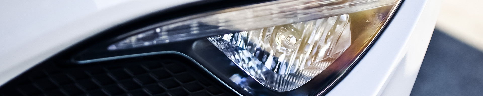 Fog Lights - Custom & Factory, LED, HID, Halogen | CARiD