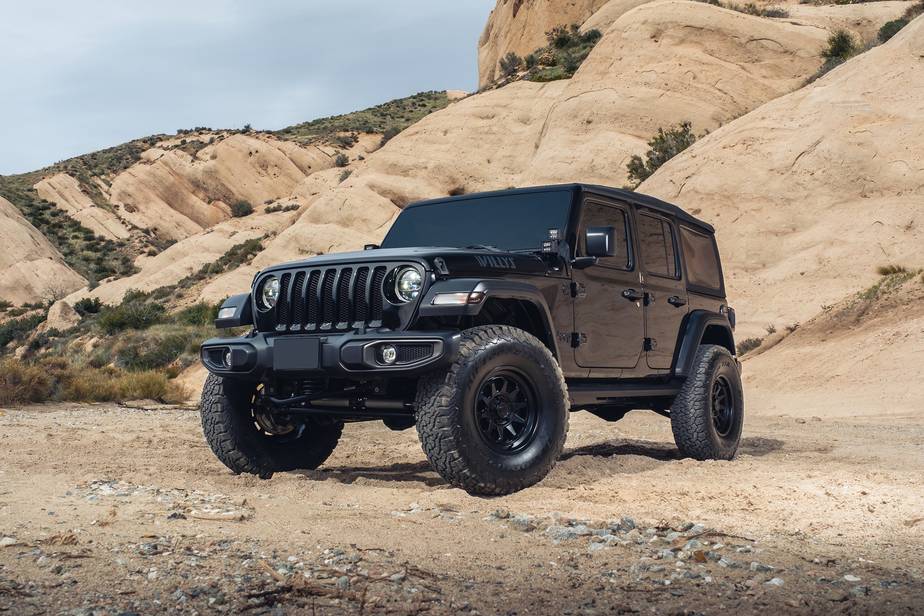 PRO COMP® PA202 BASECAMP Wheels - Matte Black Rims