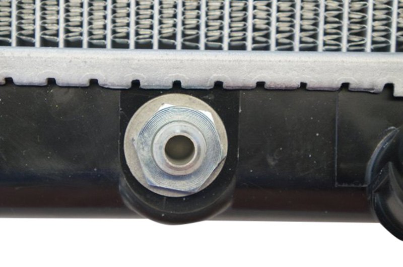 Reach Cooling® 41-13068 - Engine Coolant Radiator