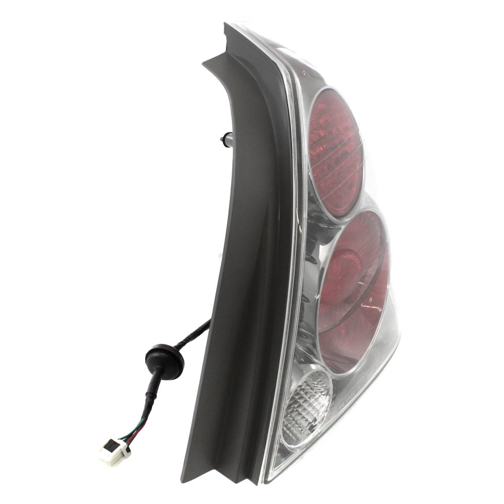 Replacement ID0002AA1771C00 - Passenger Side Tail Light (CAPA Certified)
