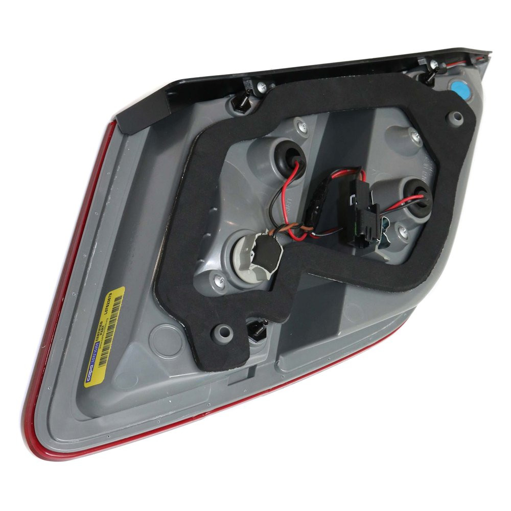 Replacement ID0002AA2525C00 - Passenger Side Inner Tail Light (CAPA ...