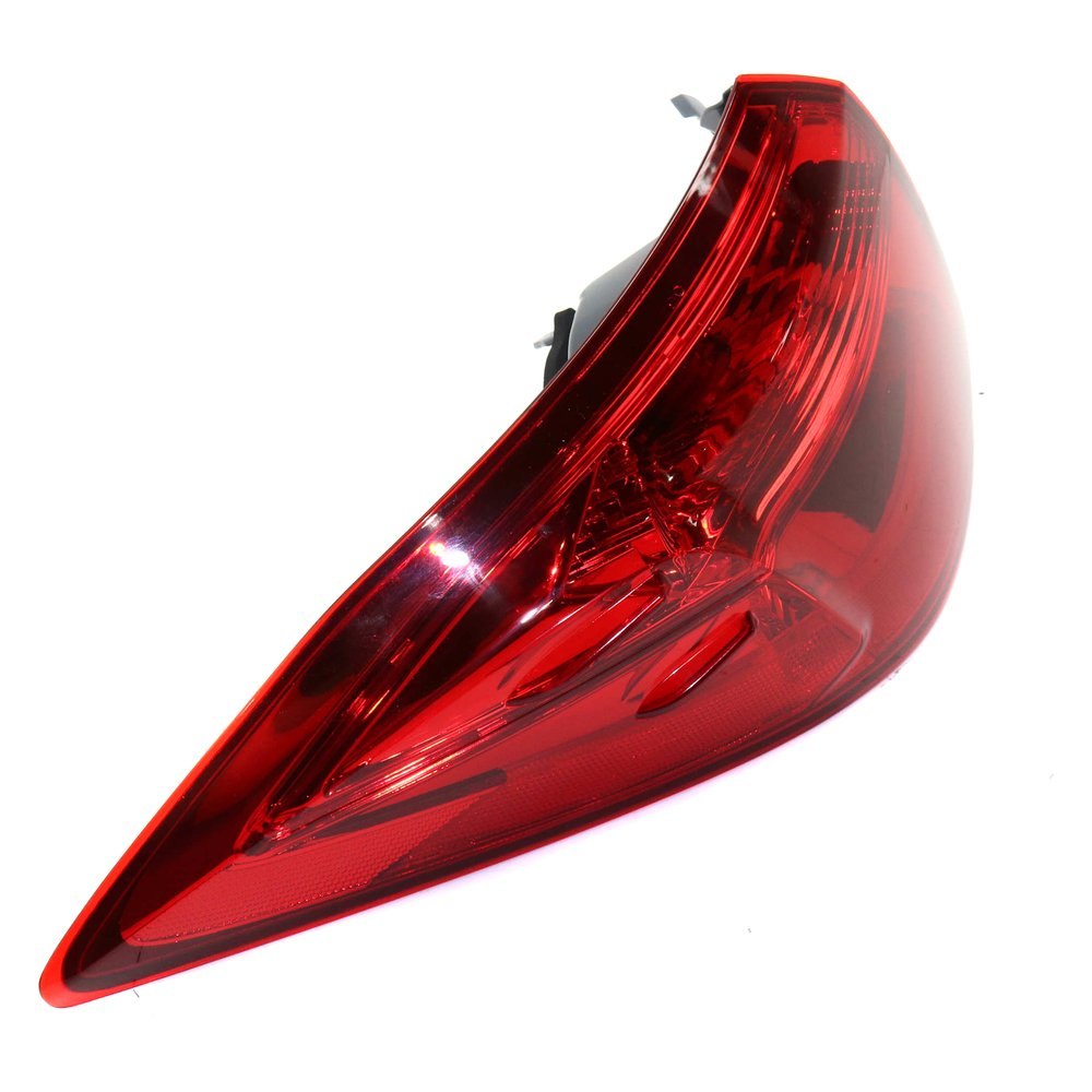 Replacement VS-ID0002AA4016C00-02 - Outer Tail Light Set (CAPA Certified)