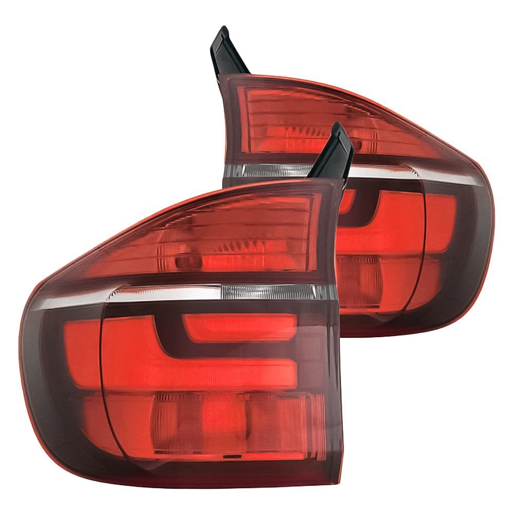 Replacement VS-ID0002AA2112C00 - Outer Tail Light Set (CAPA Certified)