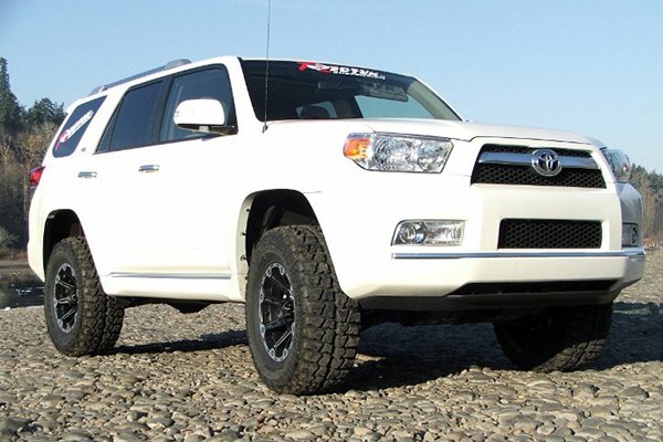 Revtek™ - Suspension Lift Kits, Shocks, Light Bars, Mounts | CARiD