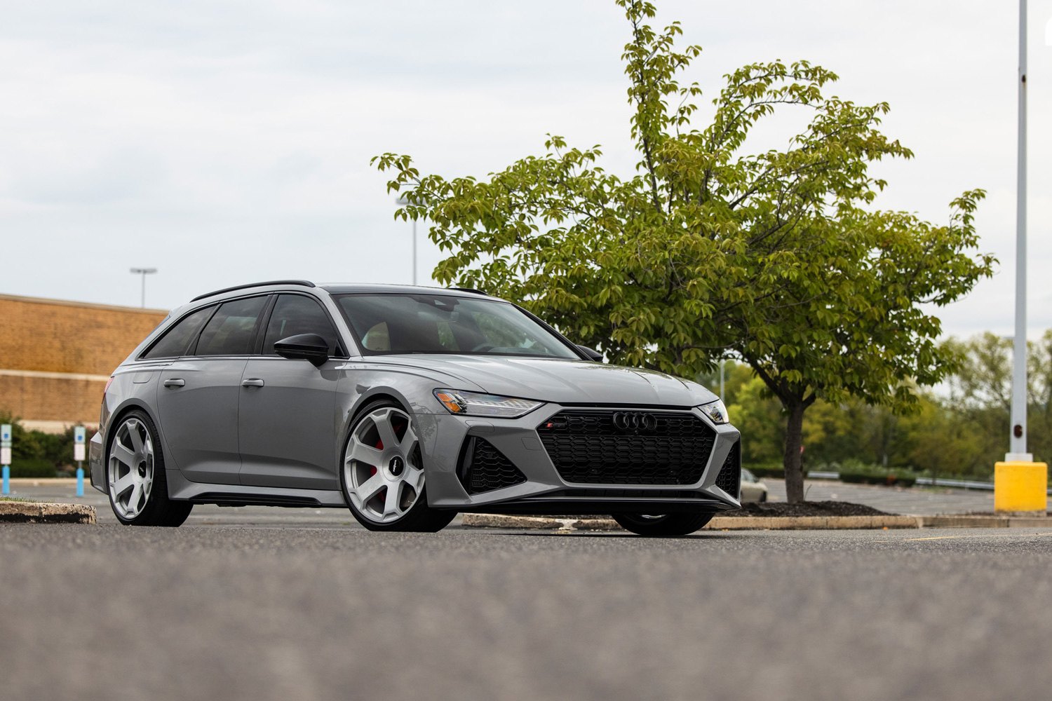 ROTIFORM® AVS FORGED MONOBLOCK Wheels - Gloss Silver Rims
