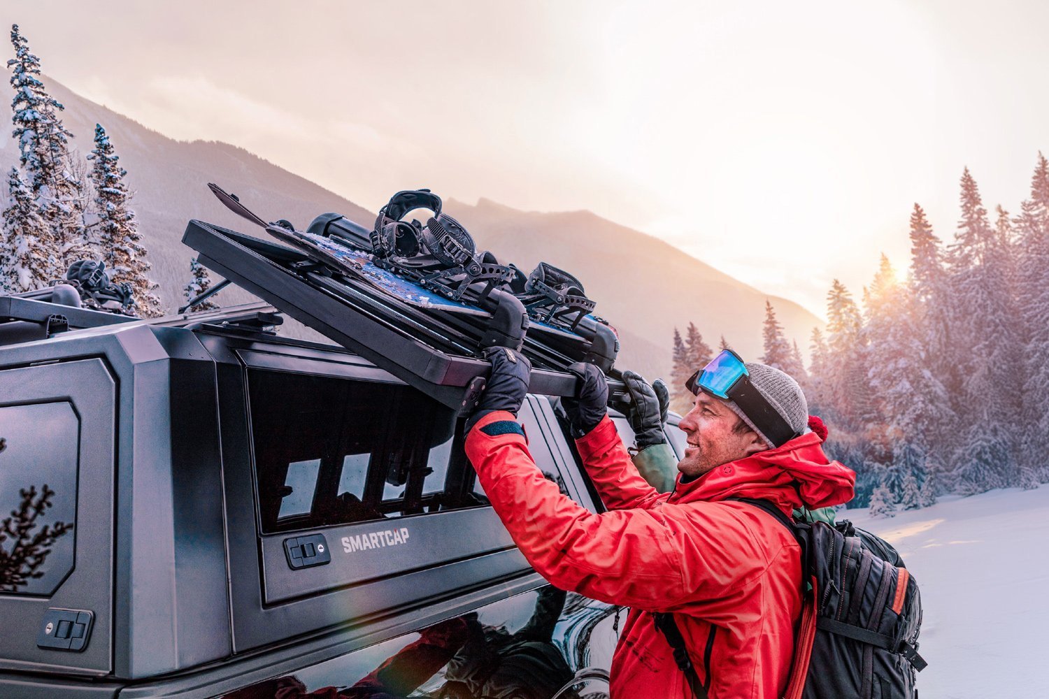 SmartCap® EA1301-MB-R - EVO Adventure Series Truck Bed Cap Roof Panel