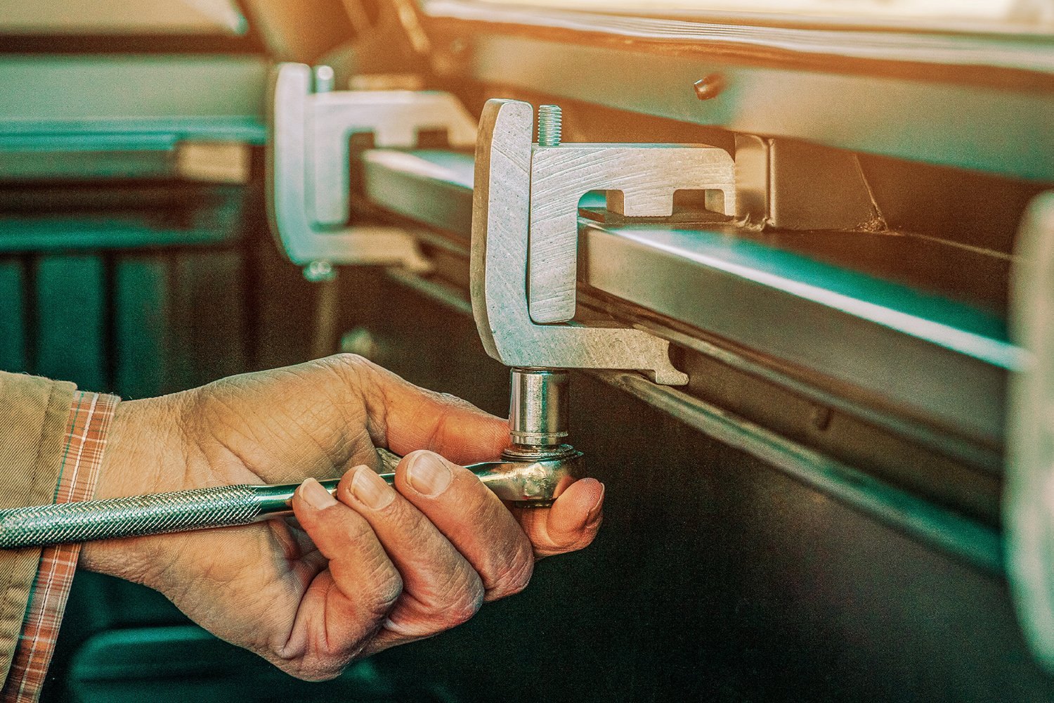 SmartCap® ED1310-MB - EVOd Defender Truck Bed Cap