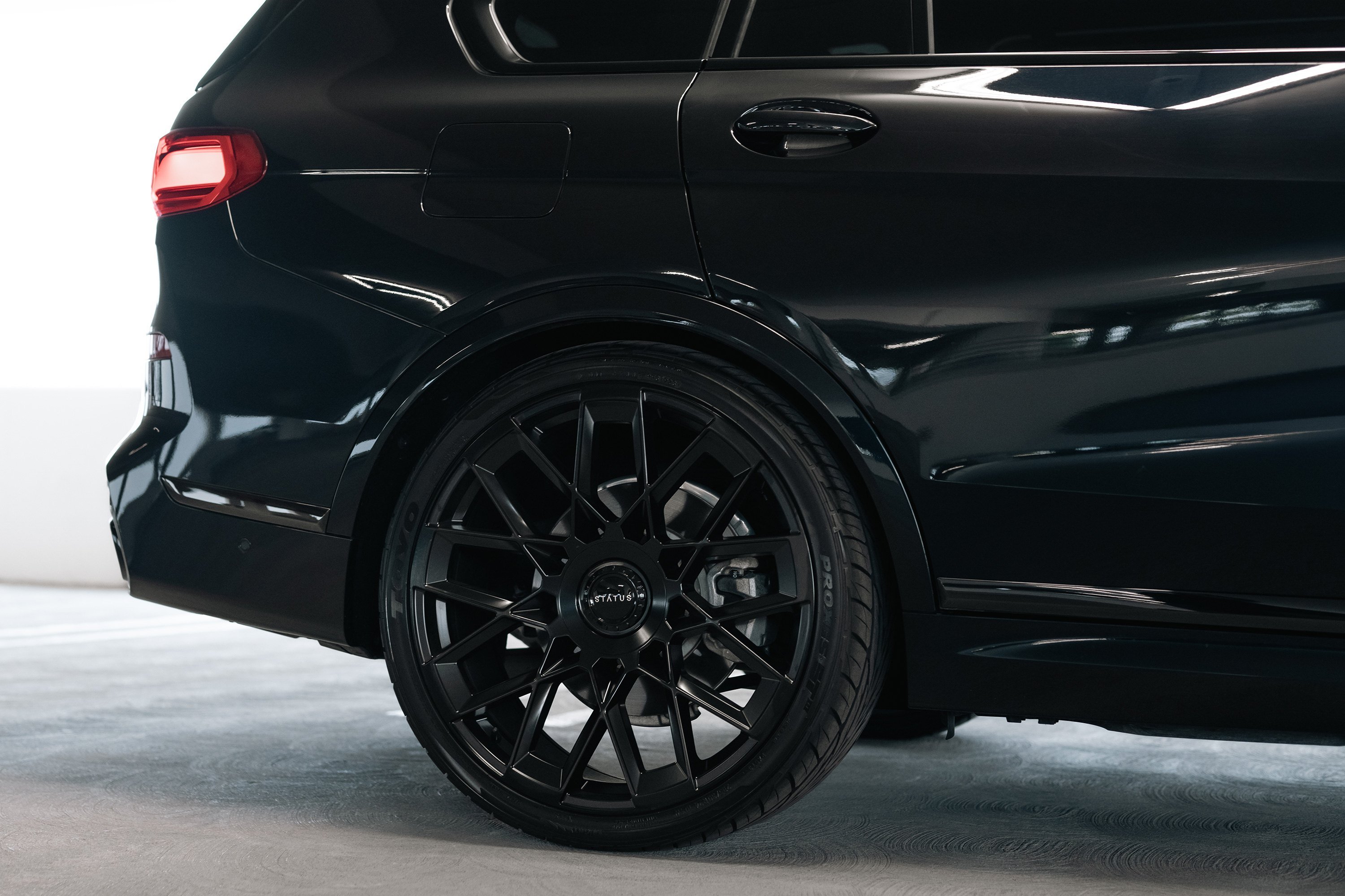 STATUS® ST005 MATRIX Wheels - Matte Black Rims