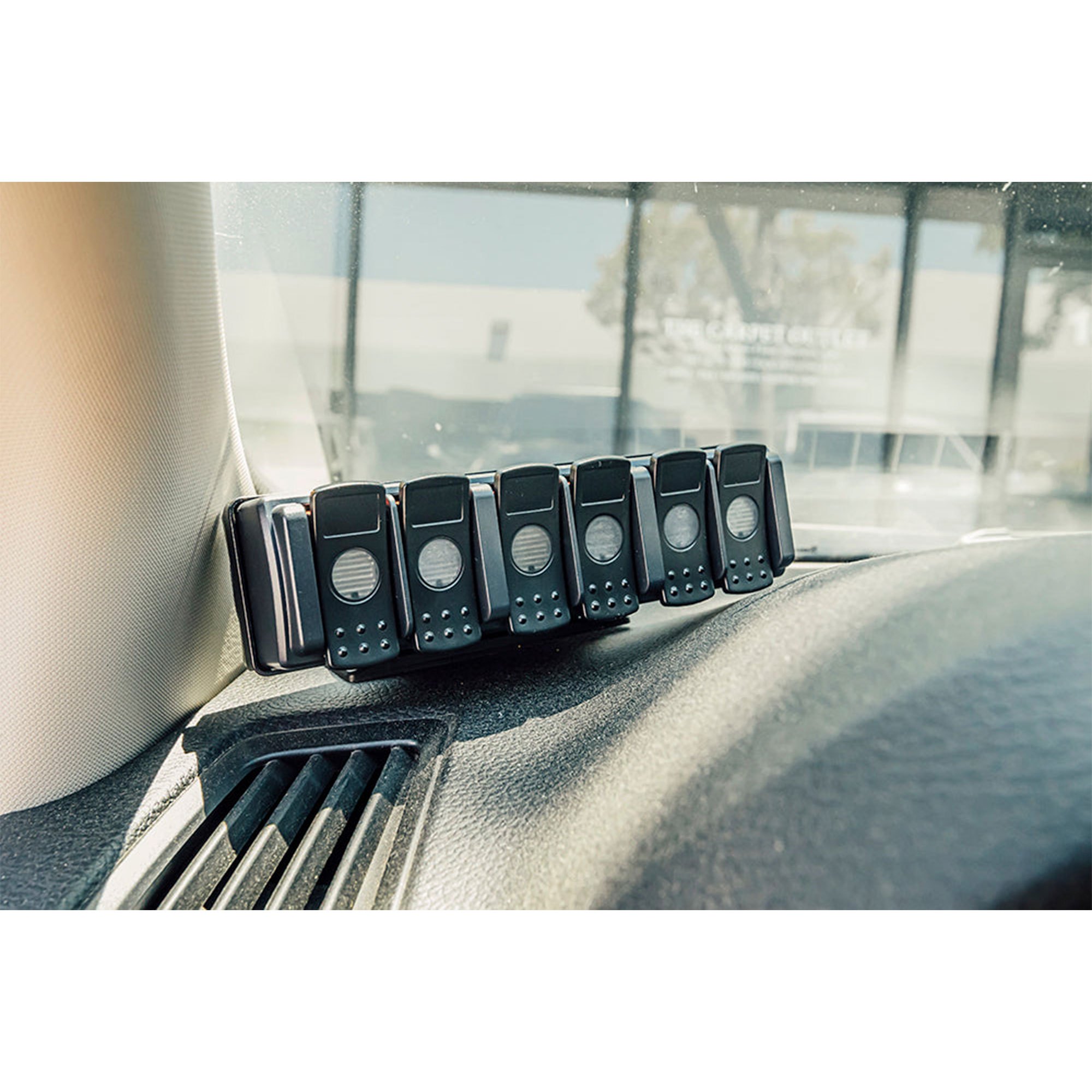 Trigger® 2020 - 6 SHOOTER Pedestal Mount