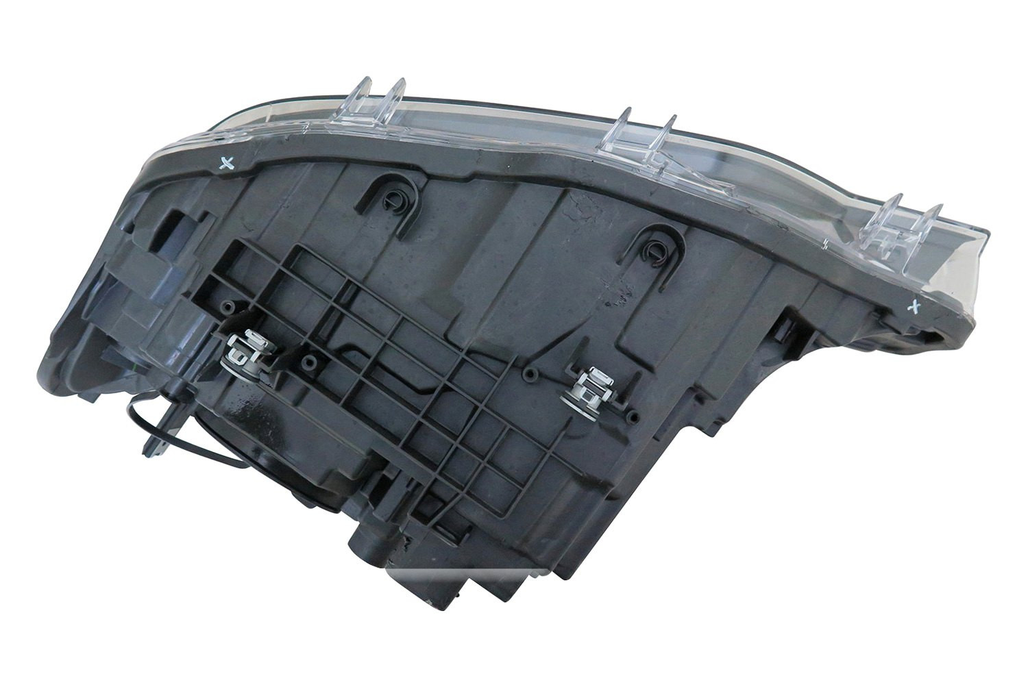 TYC® 20-9815-00 - Passenger Side Replacement Headlight (Standard Line)