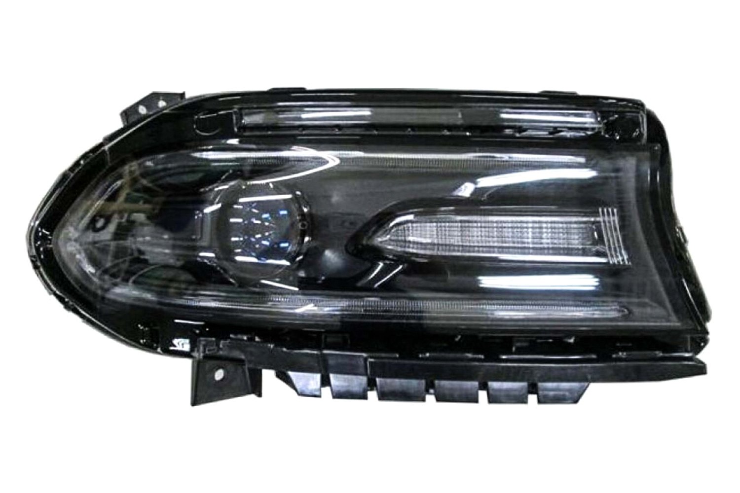 Vicrez® VZ102430 - Passenger Side Replacement Headlight